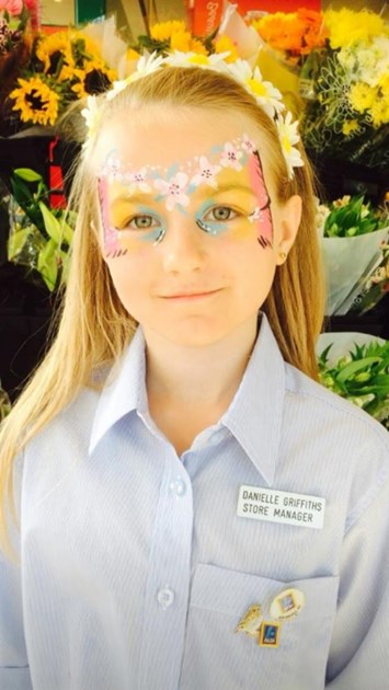 Sara Griffiths is fundraising for Teenage Cancer Trust