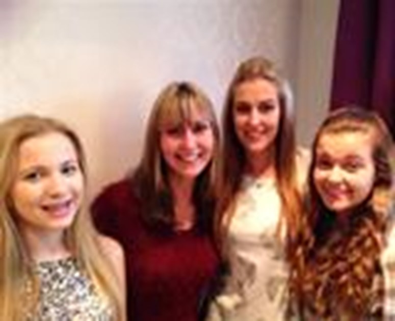 Angela Boyle is fundraising for Cancer Research UK