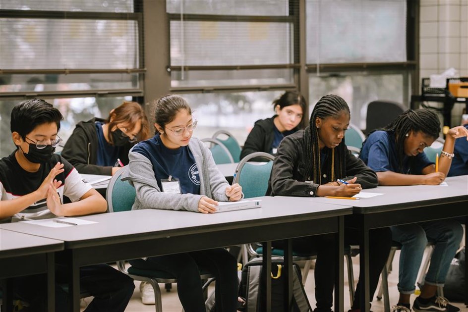 Alina Gonzalez is fundraising for Daniel Murphy Scholarship Fund