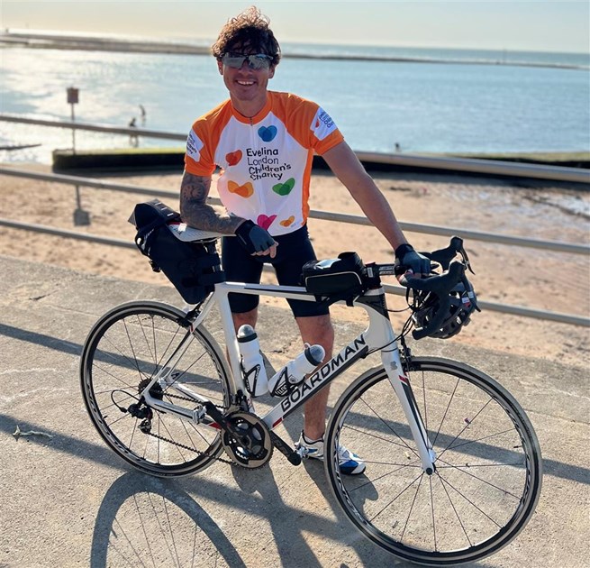 Scott Gunn is fundraising for Guy's & St. Thomas' Charity