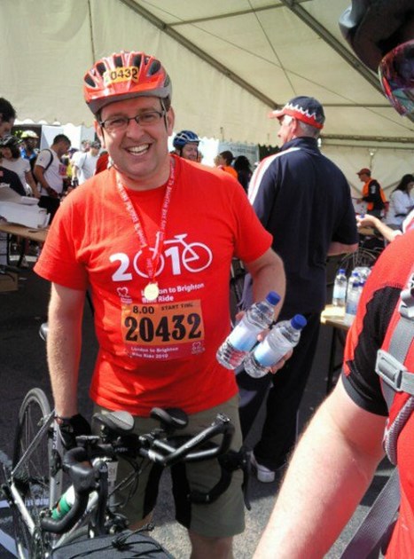 Robin Briggs is fundraising for WaterAid