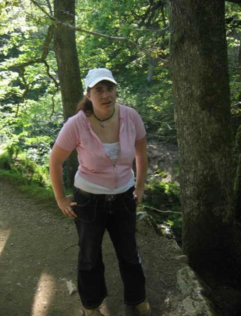 Lynsey Michelle Turner is fundraising for Cancer Research UK
