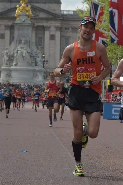 Philip Cowley is fundraising for Sheffield Hospitals Charity