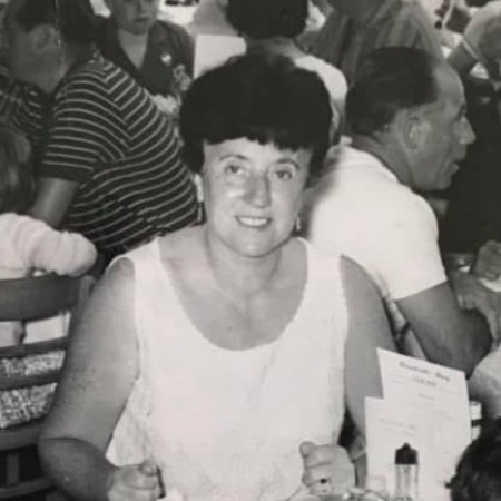 Caroline Hurst is fundraising for Alzheimer's Society