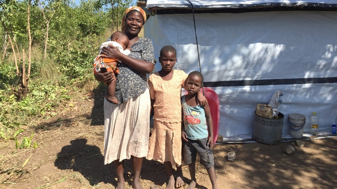 Angela Porritt is fundraising for ShelterBox Australia