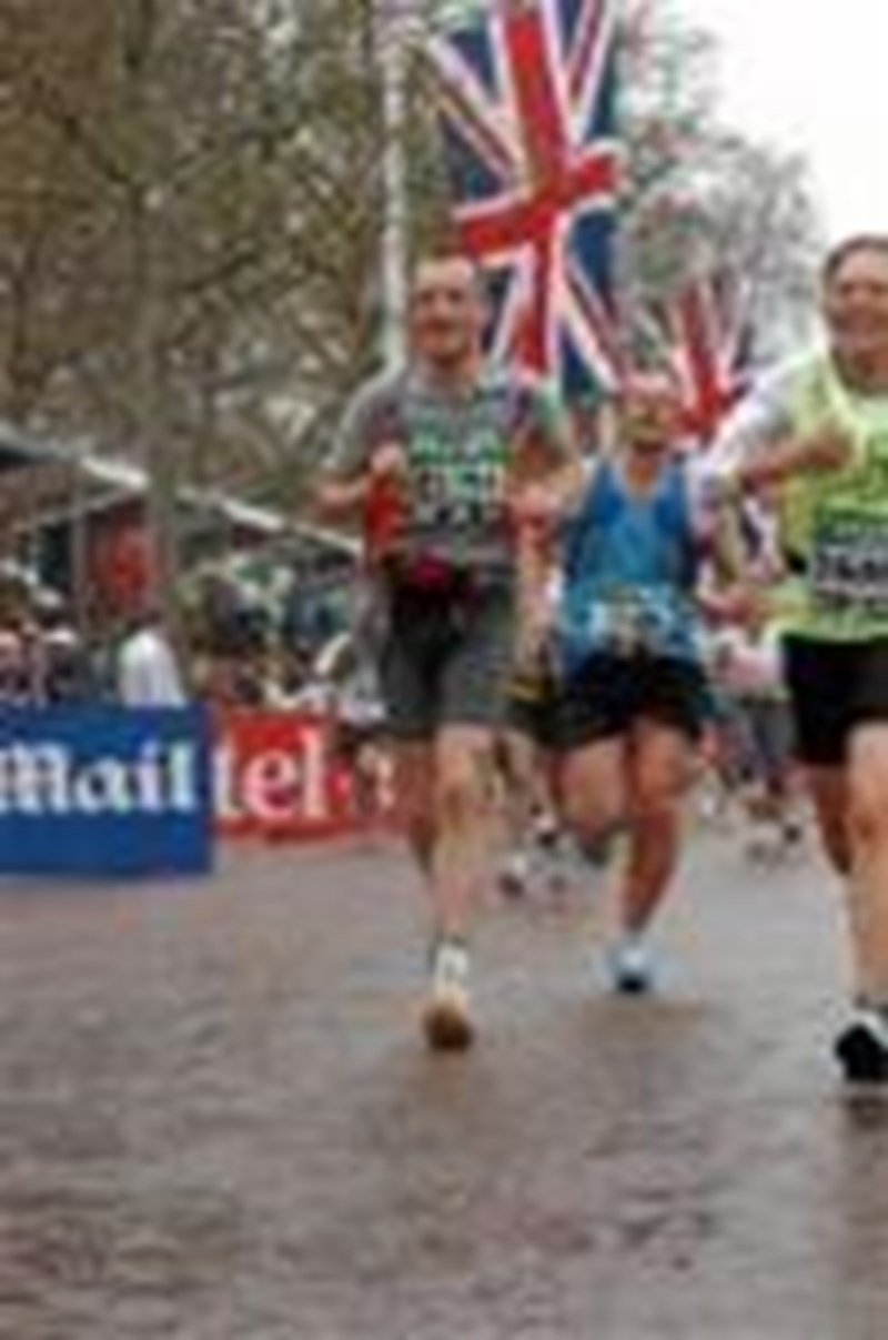 Jonathan Munro is fundraising for The British Red Cross Society