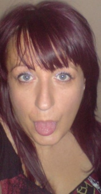 Lisa Grainger is fundraising for Cancer Research UK