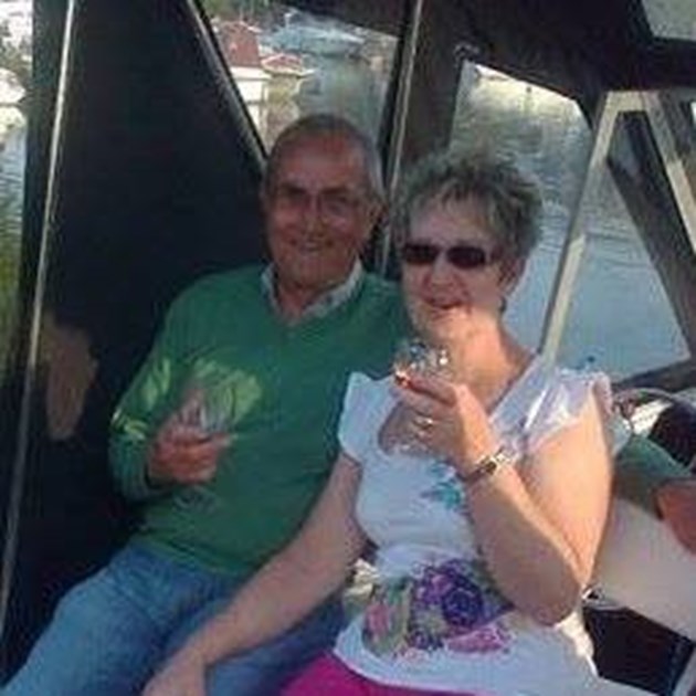 suzanne seaman-king is fundraising for St Helena Hospice