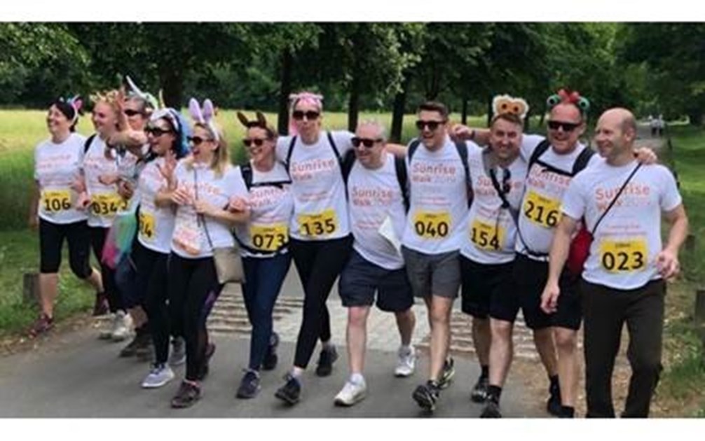 Lee Rawlings is fundraising for Shooting Star Children's Hospices