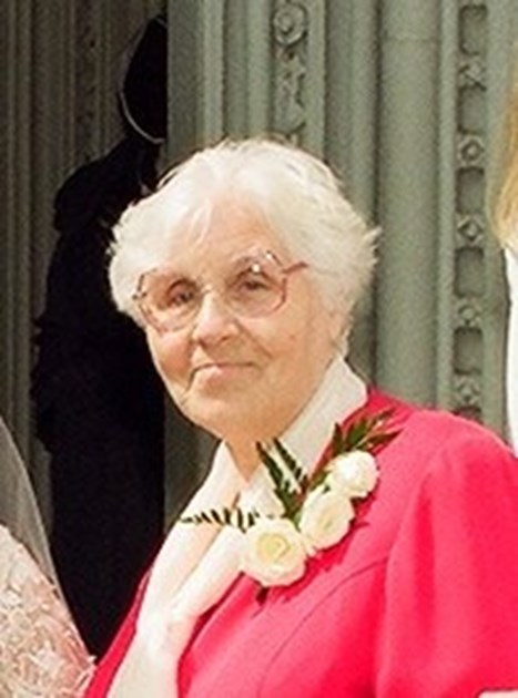 Elizabeth Sinclair is fundraising for Alzheimer's Society