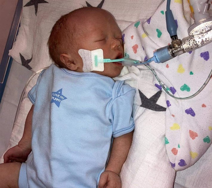 Aaron Rook is fundraising for Tiny Lives