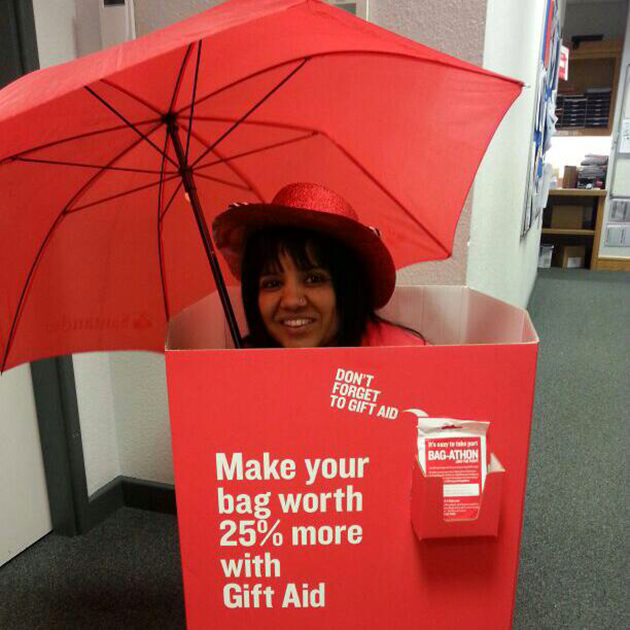 Rebecca Jenkins Crutchley Is Fundraising For Cancer Research Uk