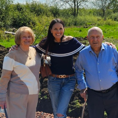 Dina White is fundraising for Dementia UK