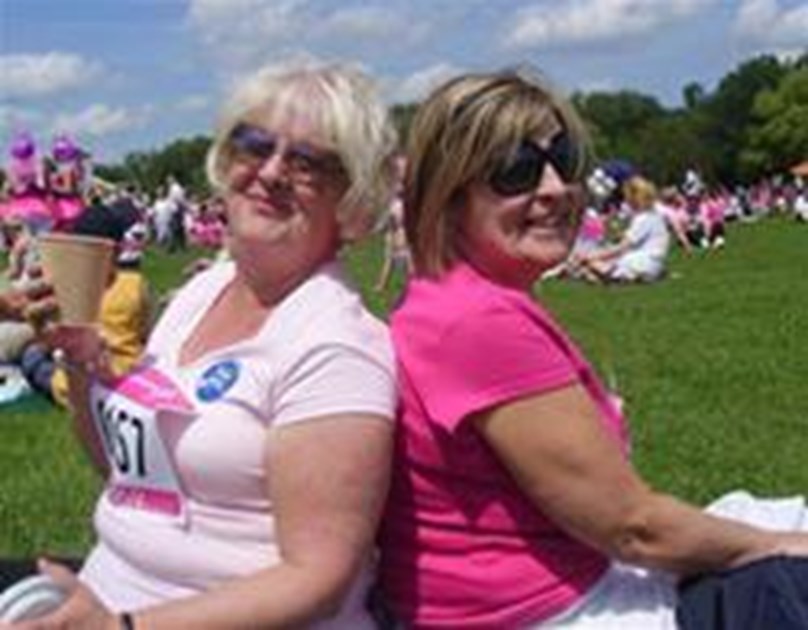 Maureen Simpson is fundraising for Cancer Research UK