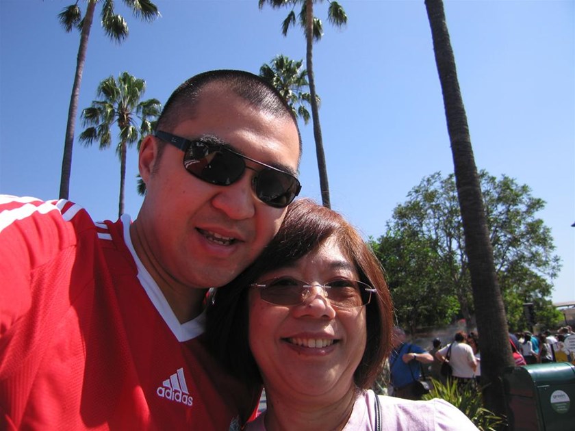 Christopher Chee is fundraising for Wirral Hospice St John's