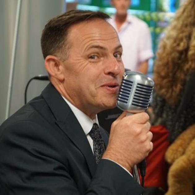 Stephen Conway is fundraising for St. Michael's Hospice (North Hampshire)