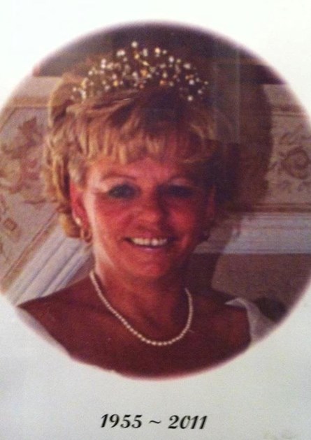 Michelle Edwards Was Mallinson is fundraising for The Myton Hospices