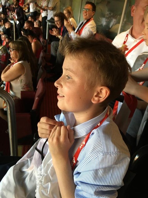 Leigh Clapperton is fundraising for LoveOliver