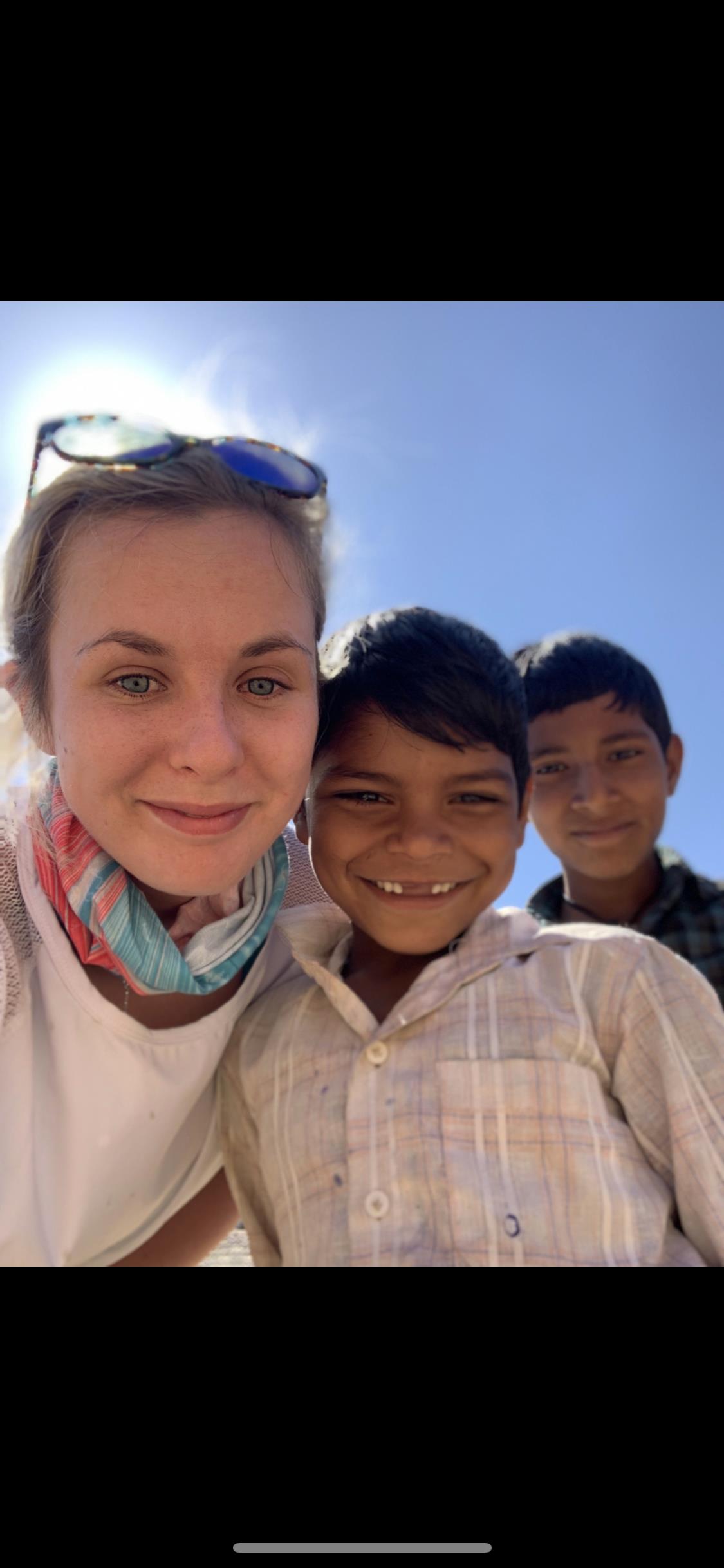 Anna McIntyre is fundraising for Cancer Research UK