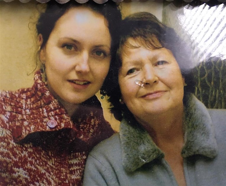 Maureen Banerjee is fundraising for Macmillan Cancer Support