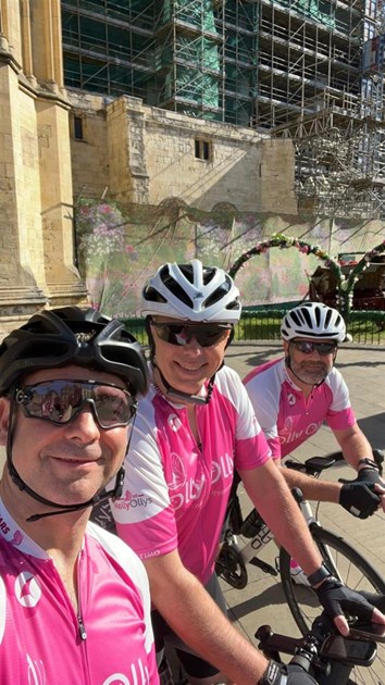 Team Old Gits is fundraising for Molly Olly's Wishes