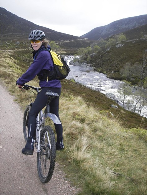 Fiona Calder is fundraising for Macmillan Cancer Support