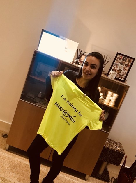 Holly Perry is fundraising for Make-A-Wish Foundation UK