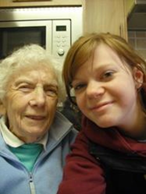 Ellie Gibbs is fundraising for Macmillan Cancer Support