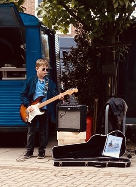 Arthur Tolson is fundraising for Save the Children