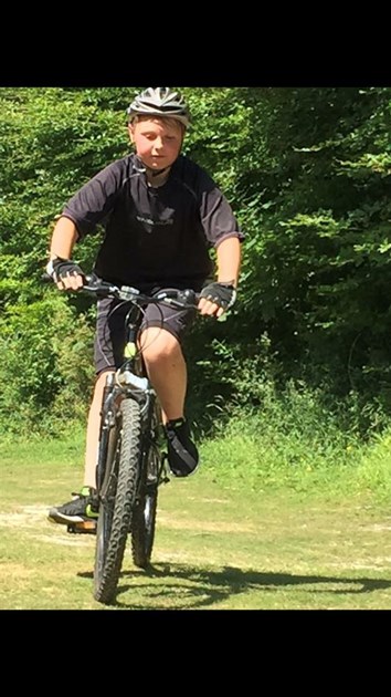 Simon Helm is fundraising for Teenage Cancer Trust