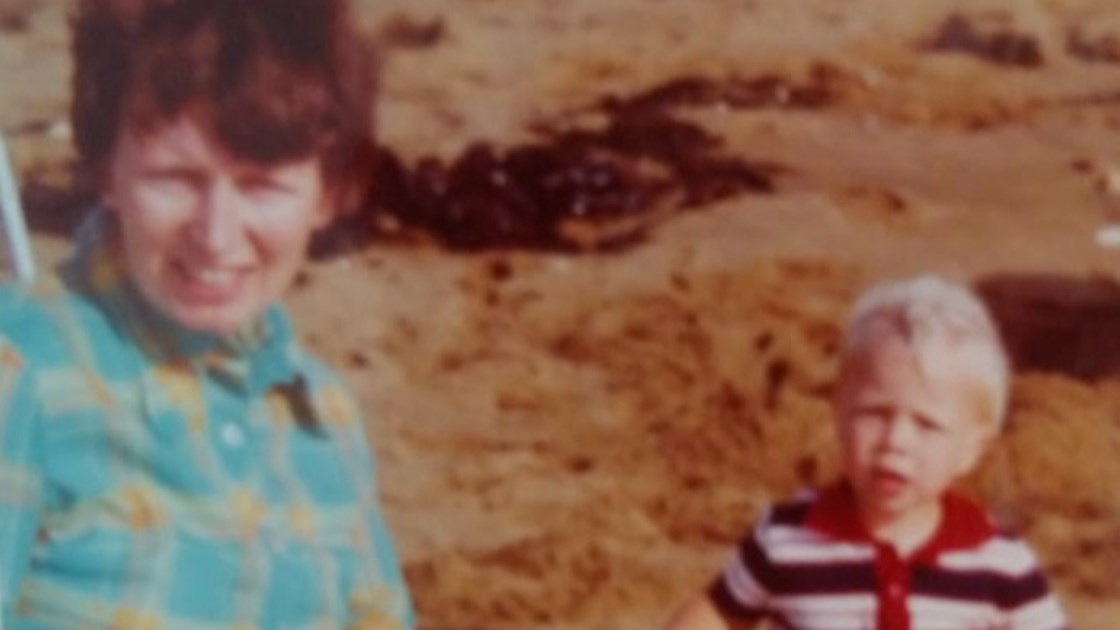 Neil Garrett is fundraising for Alzheimer's Society