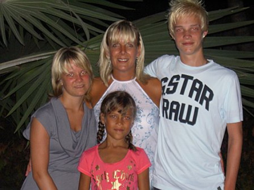 Alison Sellars is fundraising for NSPCC