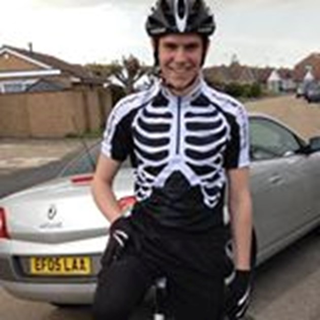 Dean Appleton is fundraising for Macmillan Cancer Support