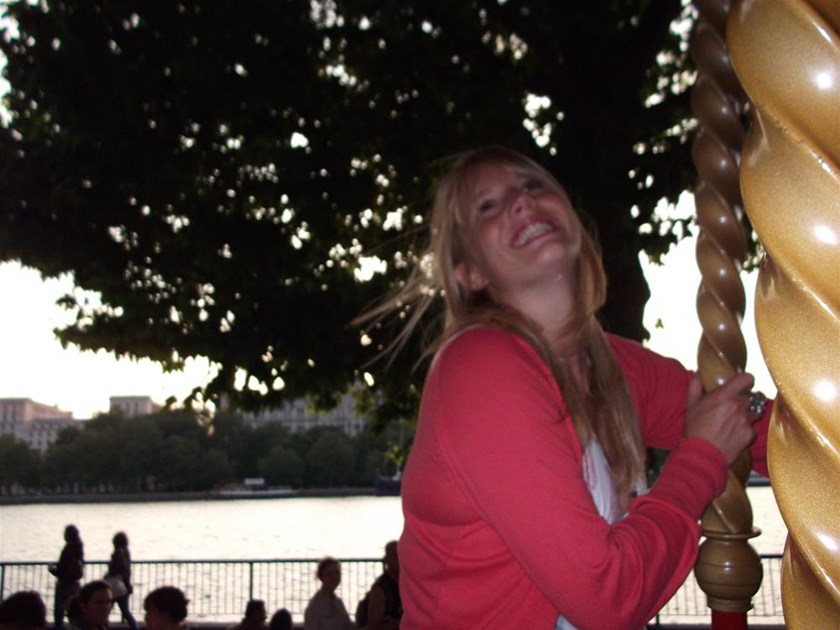 Elizabeth Cocker is fundraising for Marie Curie