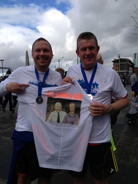 Stuart Nichols is fundraising for Cancer Research UK