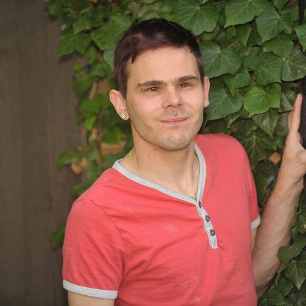 Gavin Arnold is fundraising for St Elizabeth Hospice