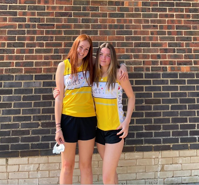 Scarlett Bonner-Leney is fundraising for Alice's Arc