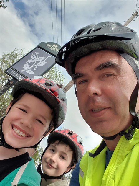 Gavin Paul is fundraising for St Giles Hospice