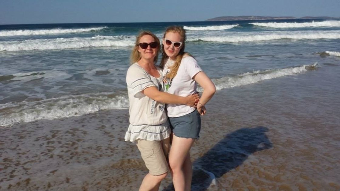 Julie Abrams-Humphries is fundraising for Macmillan Cancer Support