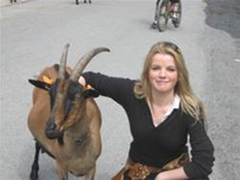 Sarah Varney is fundraising for Compassion in World Farming