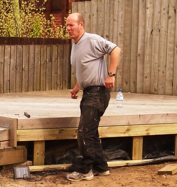 Robert Mowat is fundraising for Cancer Research UK