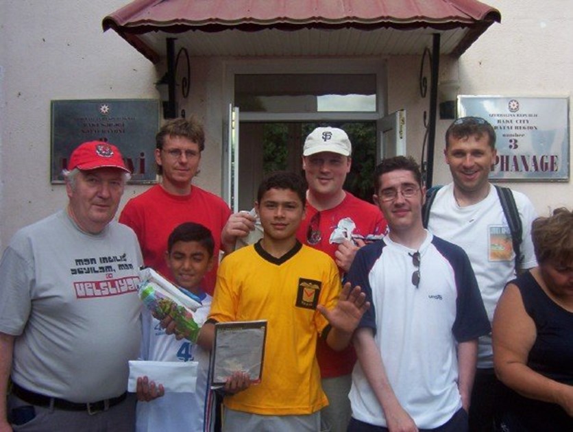 Neil Dymock is fundraising for Gol