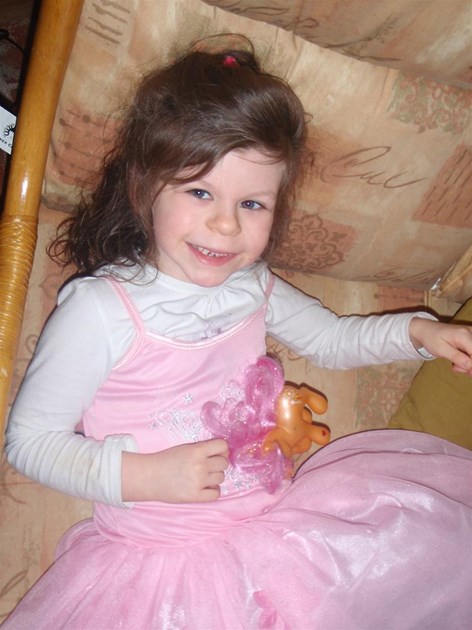 Shenagh Mckiernan is fundraising for Williams Syndrome Foundation