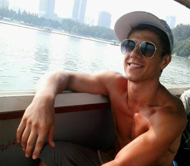 Andy Connolly is fundraising for UNICEF UK