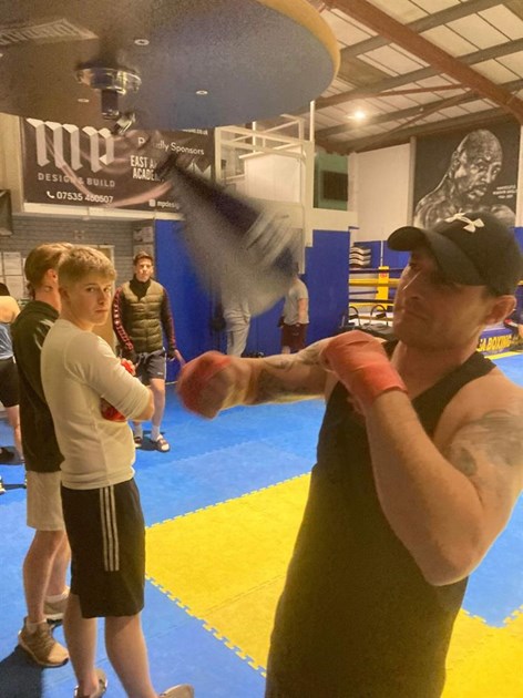 Damian White is fundraising for Cancer Research UK