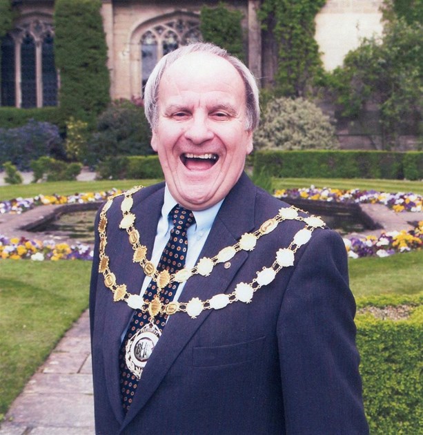 Simon Rodway is fundraising for UCL