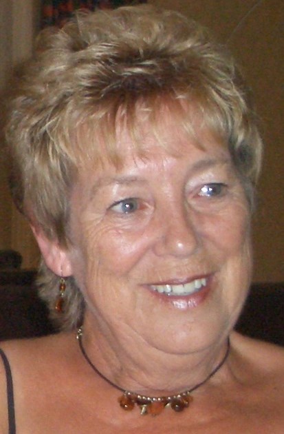 Debbie Clements is fundraising for Cancer Research UK