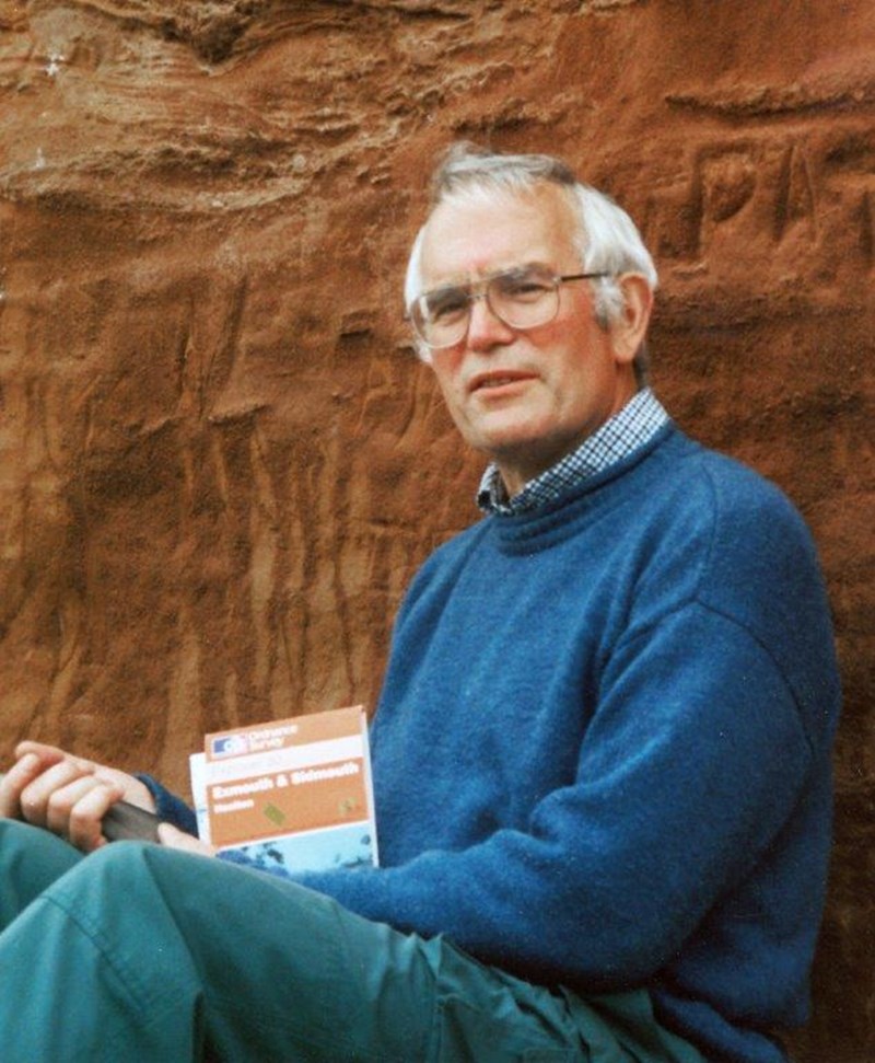 Lawrence Fawkner-Corbett is fundraising for Alzheimer's Society