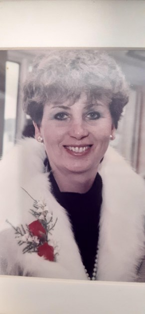 Tracey Nash-Smart is fundraising for Alzheimer's Society