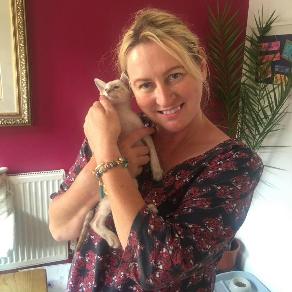 Caroline Thomas is fundraising for Farleigh Hospice